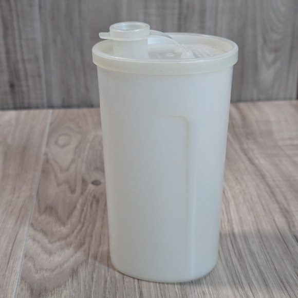Tupperware | Kitchen | Vintage Tupperware Sweet Saver Syrup Honey ...